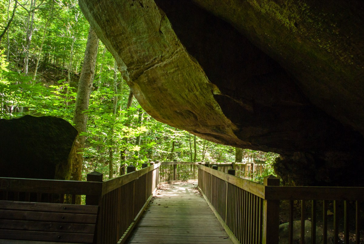 Rock House Trail – A Less In Tents Life